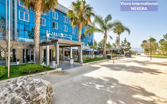 Wlora (Vlora) - Wybrzeże Albanii - wczasy, wycieczki, przewodnik ...